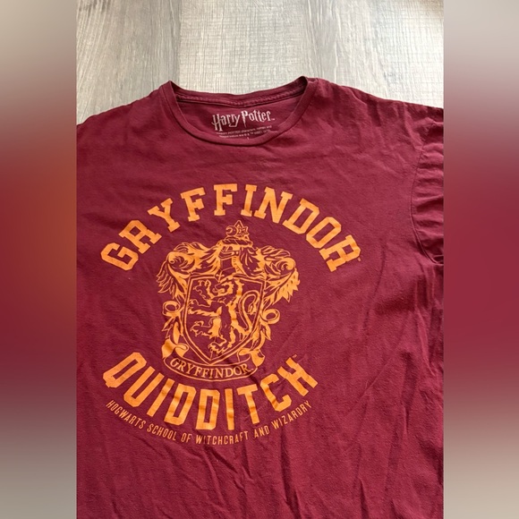 Warner Bros. | Tops | Harry Potter Gryffindor Quidditch Shirt Large ...